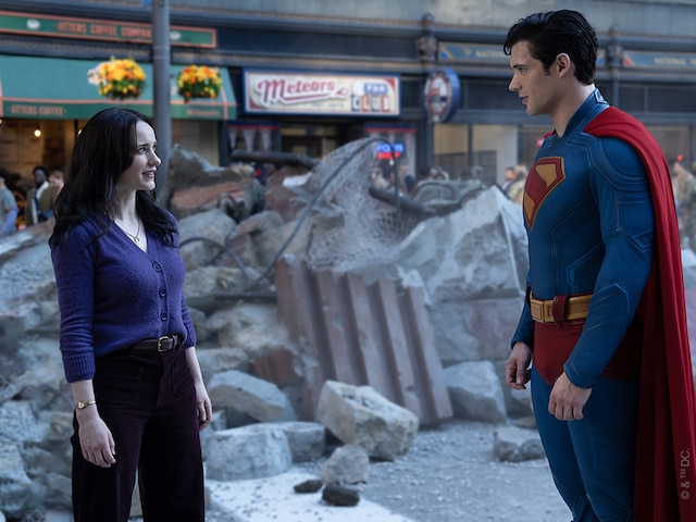 How Pied Piper and the Flash Broke Down Doors for LGBTQIA+ Representation in Comics | DC