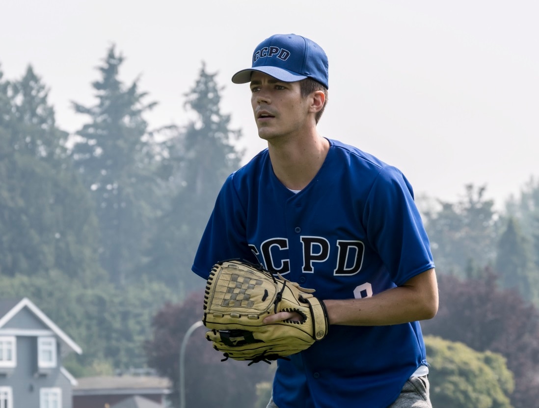 The Flash: Barry Keeps His Eye on the Ball in Latest Photos | DC
