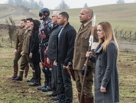 DC's Legends of Tomorrow: The Waverider Gets a New Hero | DC