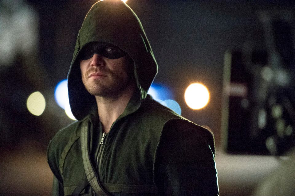 Breaking News: Arrow Gets a Third Season | DC