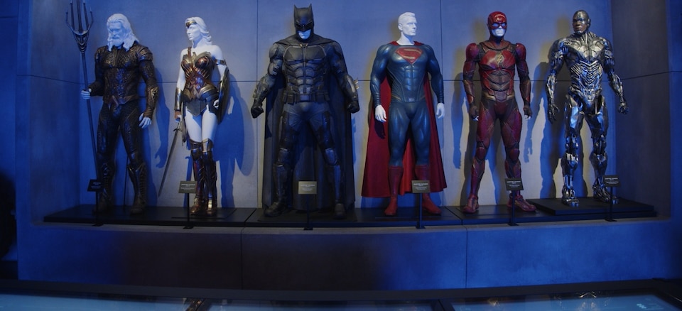 Enter the DC Universe in the Warner Bros. Studio Tour's Newest Exhibit | DC