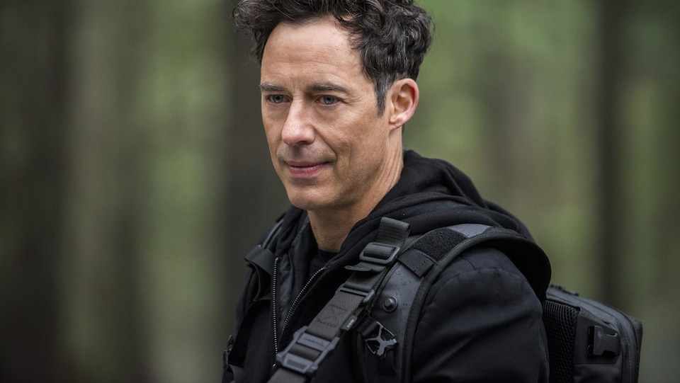 The Flash: The Many Faces of Harrison Wells | DC